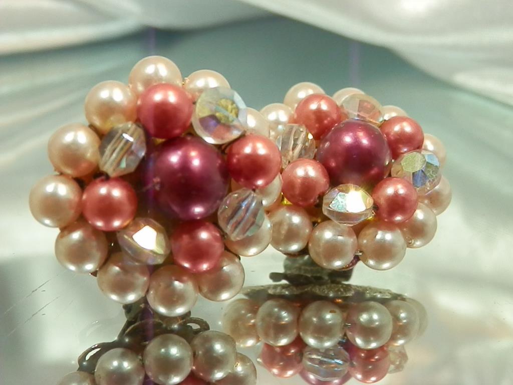 WOW Glowing Pink Moonglow Faux Pearl Lucite Vintage 60's Clip Earrings ...