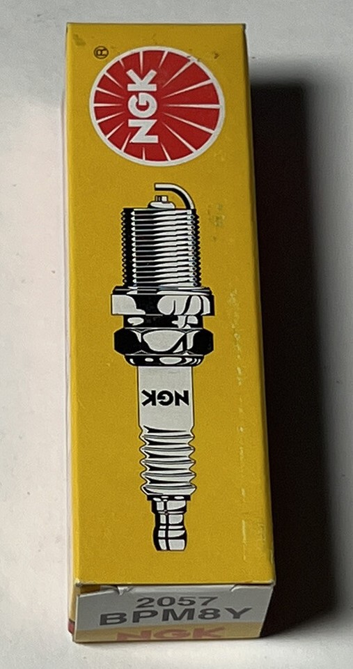 Echo 15901019830 NGK BPM8Y 2057 5574 Spark Plug New in Box | eBay