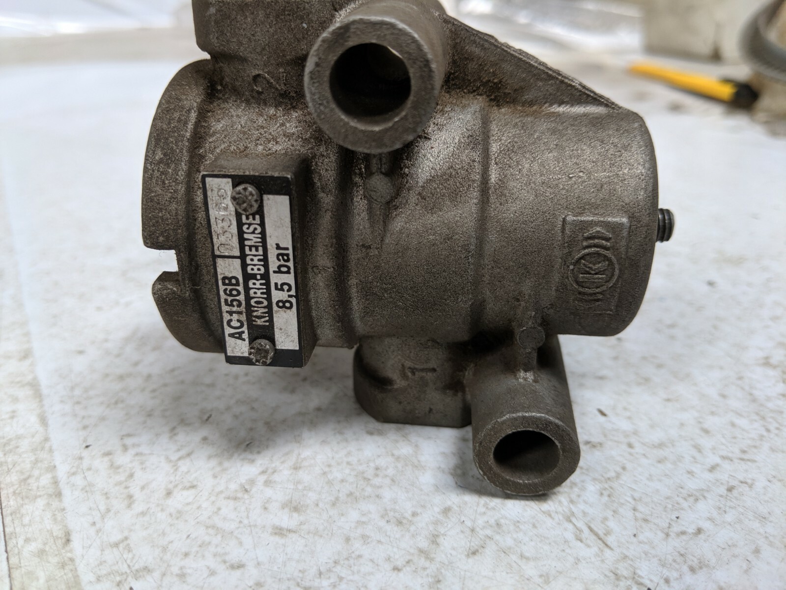 KNORR BREMISE PRESSURE LIMITING VALVE AC156B 8169586 20382312 ...