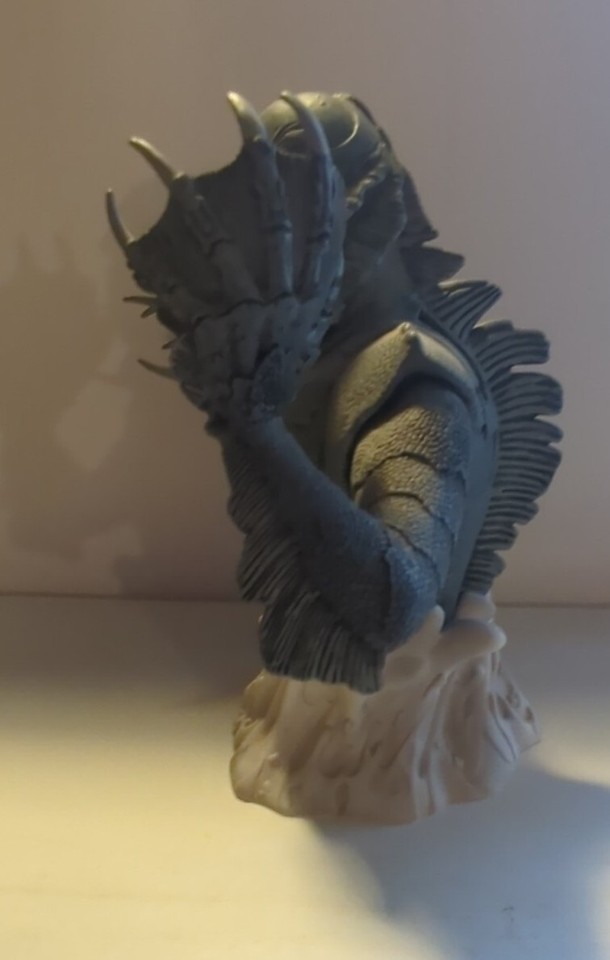 Creature From The Black Lagoon Bust Bank Black and White Diamond Select ...