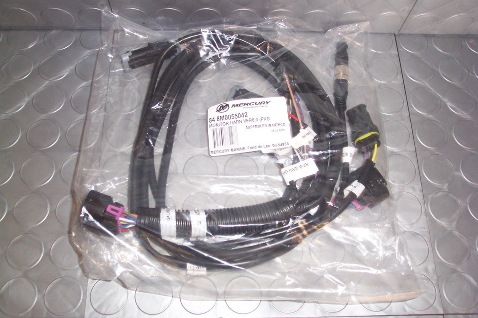 Mercury MercMonitor NMEA2000 LEVEL 1 With CAN Harness and adapter 79 ...