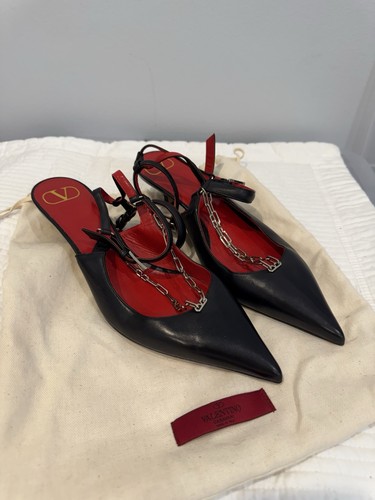 Valentino Black Leather Kitten Heels With Gold Chain Detail Size 40 ...