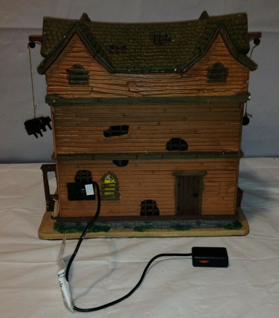 LEMAX Spooky Town Banshee's Boo-B-Traps Halloween Lighted Village ...