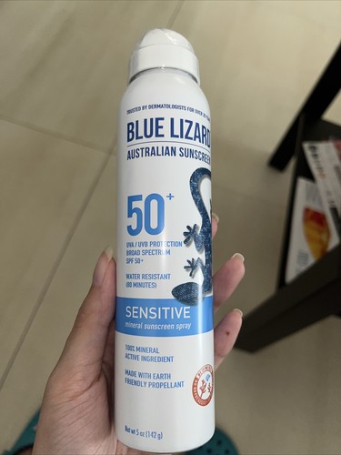 Blue Lizard Australian Sensitive Mineral Sunscreen Spray SPF 50+ 4.5 oz ...