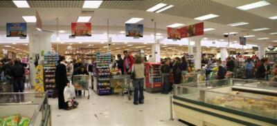Photo 6x4 Last minute shopping Dunnes Store Omagh An Oghmagh The scene ...