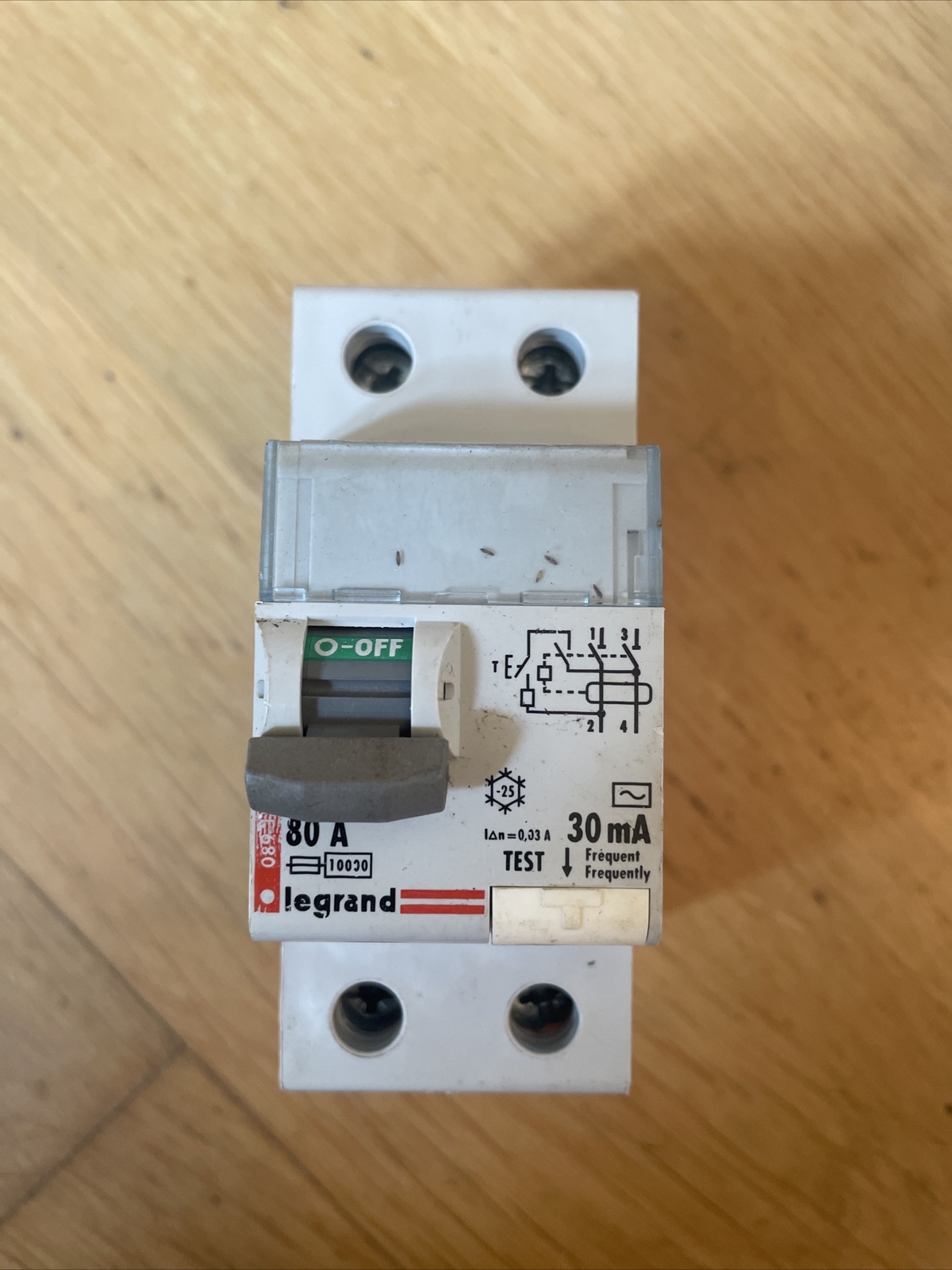 Legrand Tenby 08631 80a Amp 30ma RCCB RCD 2p 2 Pole Circuit Breaker ...