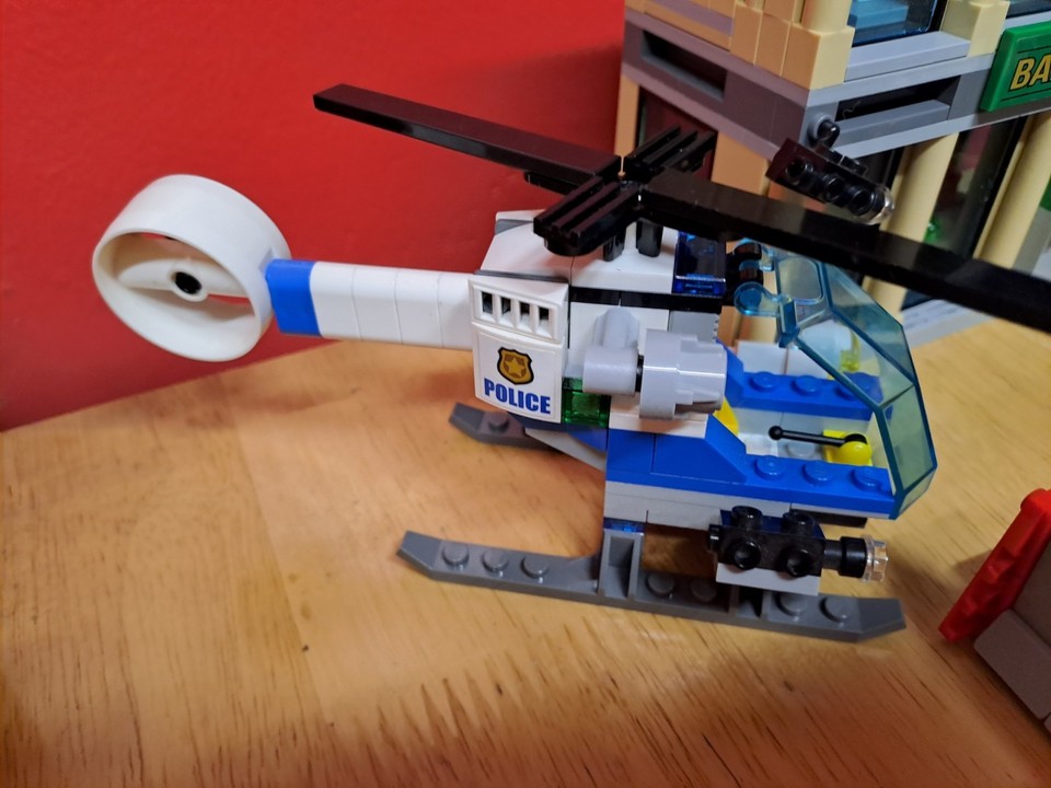 LEGO City 60140 Bulldozer Break-In. 99% W/instructions & Minifigs ...