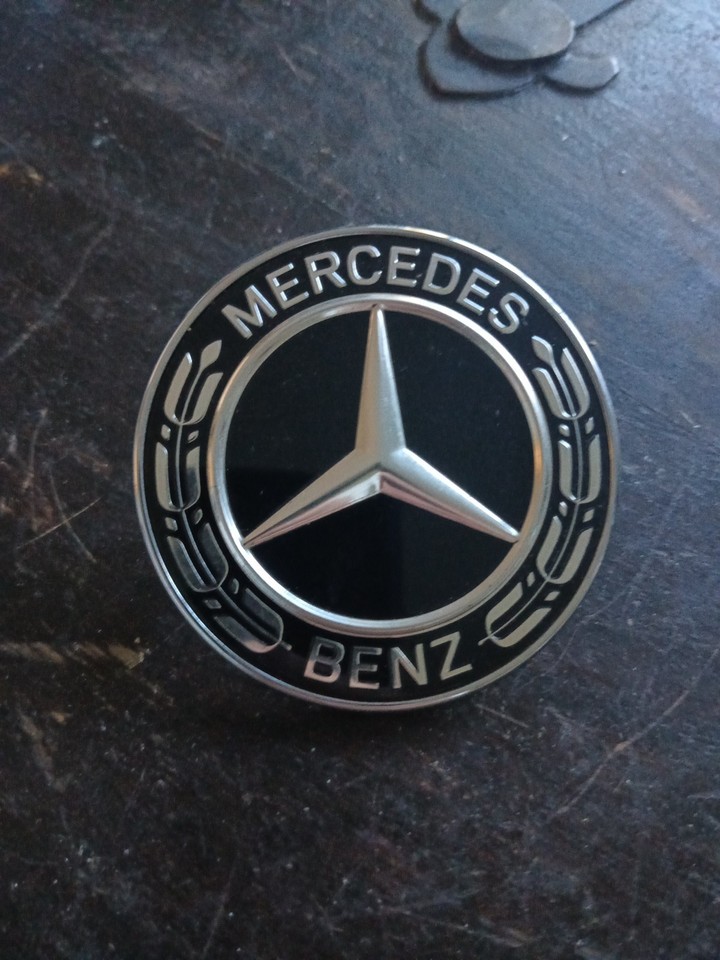 Genuine New MERCEDES BONNET BLACK BADGE Emblem CLA 117 A-Class 176/177 ...
