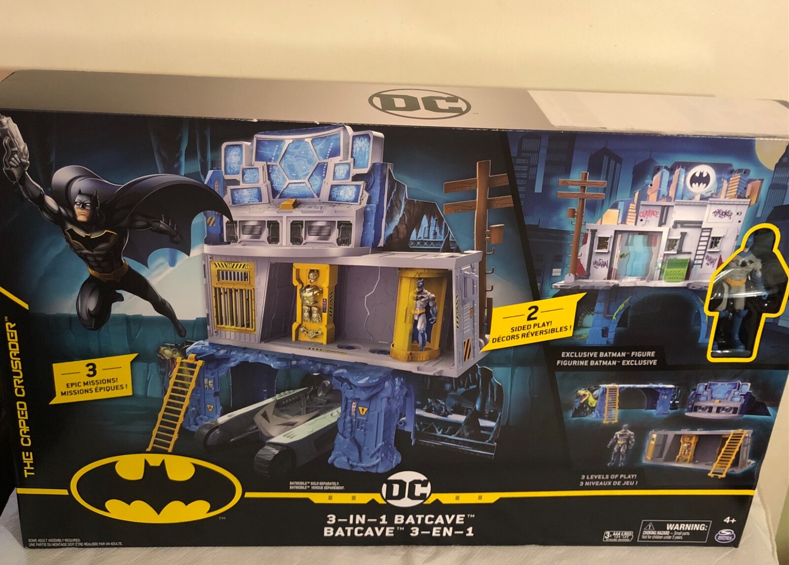 New DC BATMAN 3-in-1 Batcave Playset w/ Exclusive Action Figure and ...