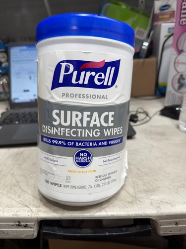 Purell® Professional Disinfecting Wipes, 110 Wipes, Lightly Damaged ...