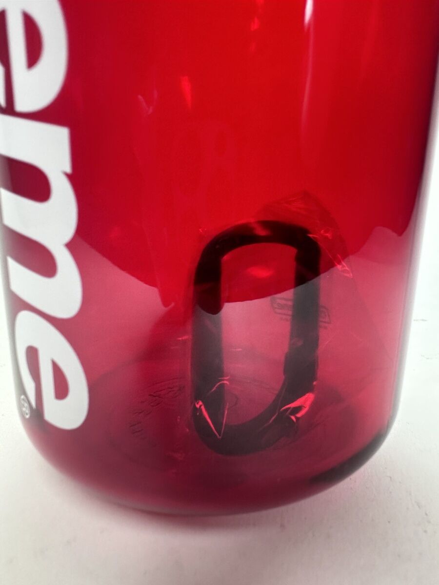 SUPREME x NALGENE WIDE MOUTH 1000 ML WATER BOTTLE RED BOX SUPREME x NALGENE WIDE MOUTH 1000 ML WATER BOTTLE RED BOX