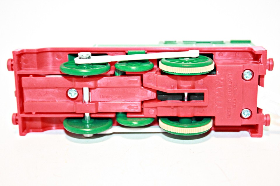 Green LBSC Thomas / Black James Plarail Tomy Trackmaster First Story ...
