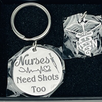 Nurses Need Shots Too Key Ring Chain Set, Registered Nurse RN New In ...