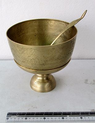 VINTAGE Brass Buddhist 3 Piece Rice Alms Bowl Set Mythical Naga Design ...