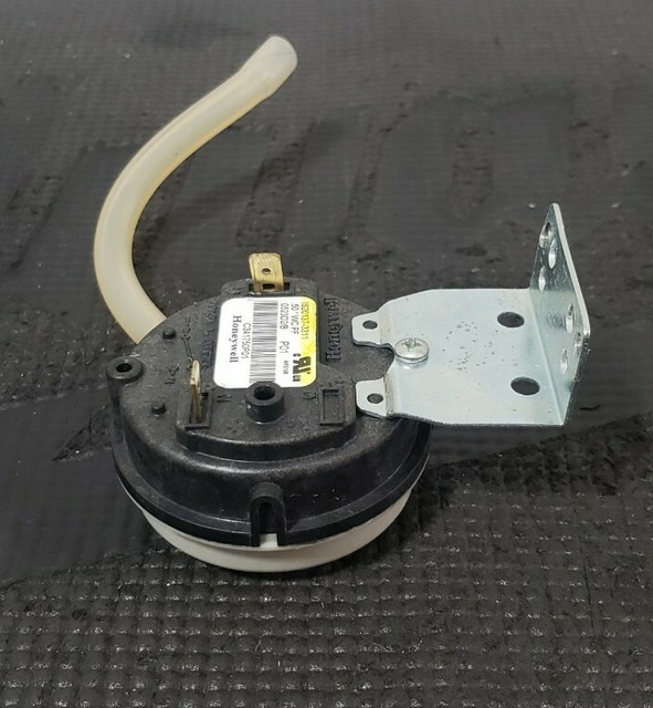 Honeywell C341750P01 Furnace Air Pressure Switch Is20137-3311 for sale ...