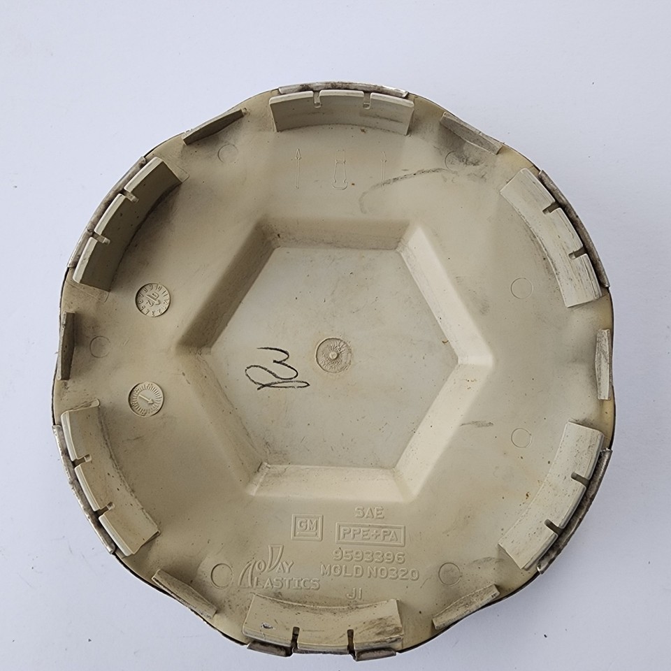 2002-2007 GMC Envoy Wheel Center Hub Cap Chrome Polished 9593396 | eBay