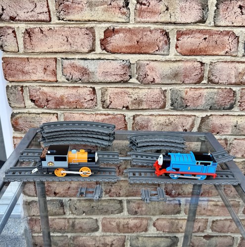 Thomas & Friends Trains Lot Trackmaster Motorized Engines Tracks Dash ...