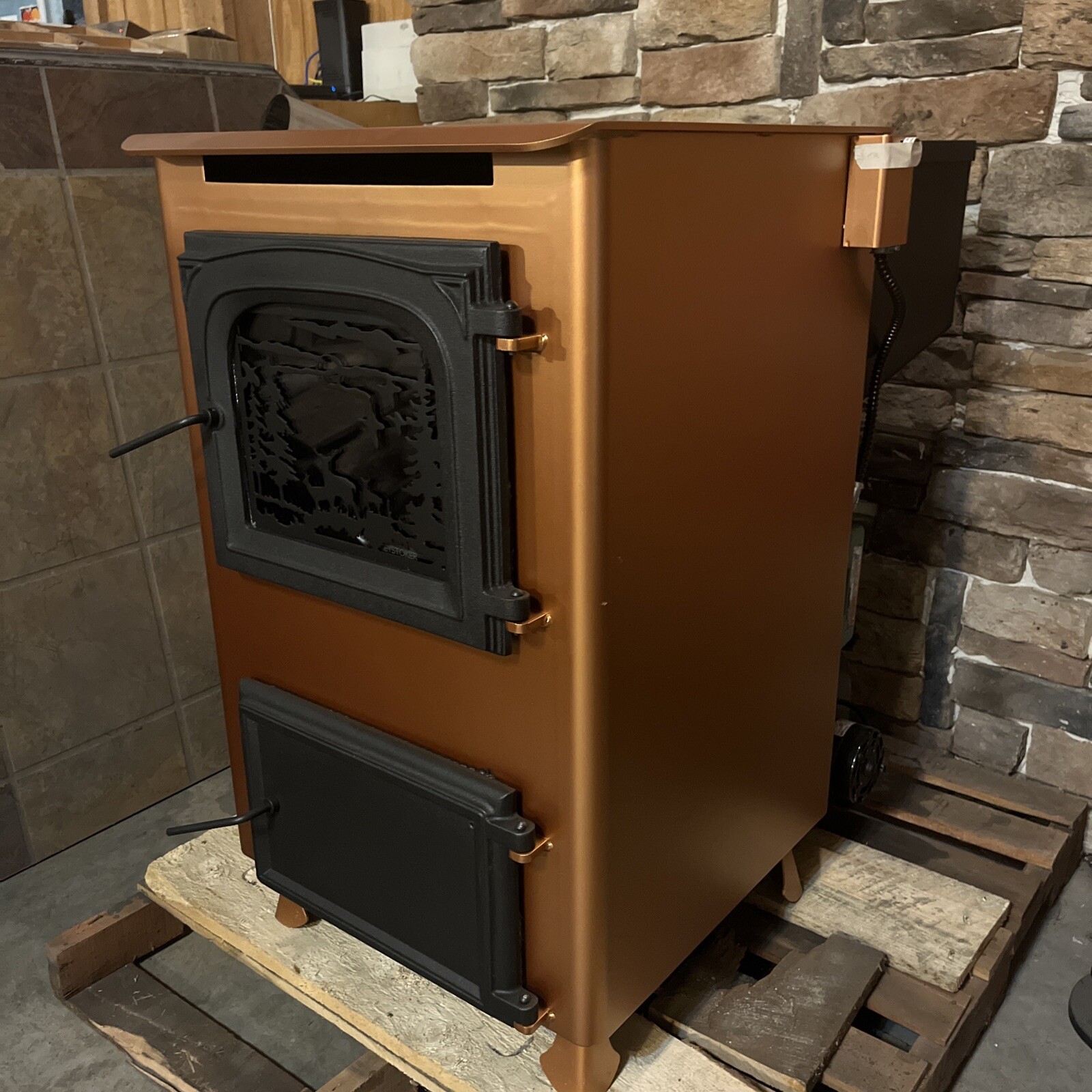 Custom Keystoker 105,000BTU bottom direct vent coal stove NEW!! | eBay