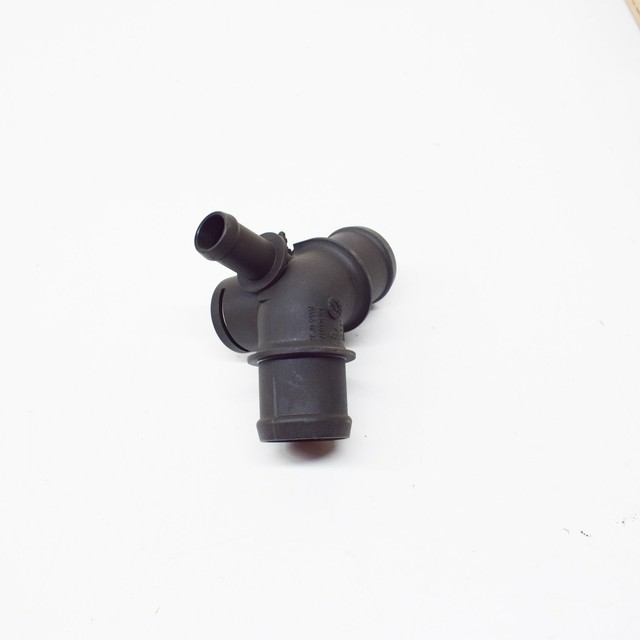 Volkswagen Beetle 9c Coolant T-flange Distributor 1C0121087B Genuine ...