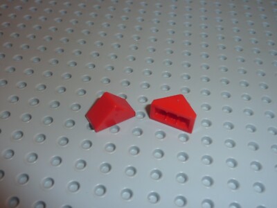 2 x LEGO Red Slope Brick 3044 / Set 8060 3724 4886 5233 10021 398 4406 ...