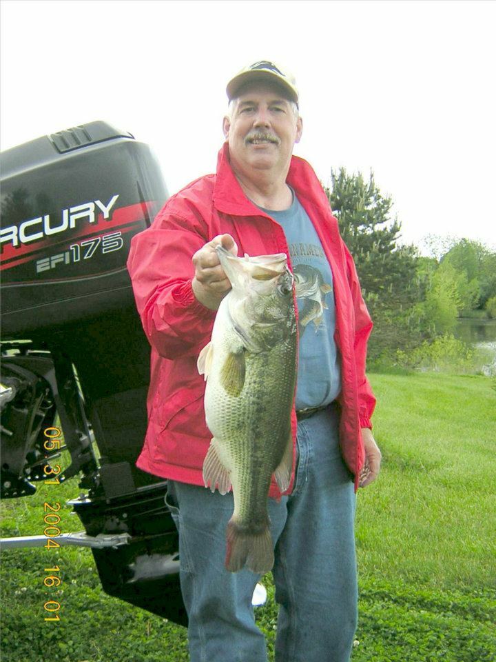 NEW! 10 JUNE BUG HOLE IN ONE SKIRTS FOR BUZZ BAITS, SPINNERBAITS, OR ...