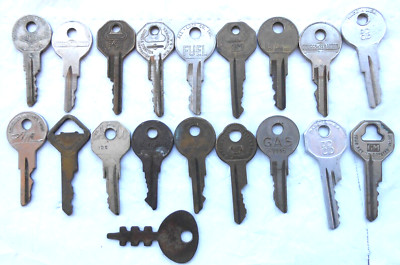 19 Vintage BASCO, ROCKFORD,GM... Auto keys | eBay
