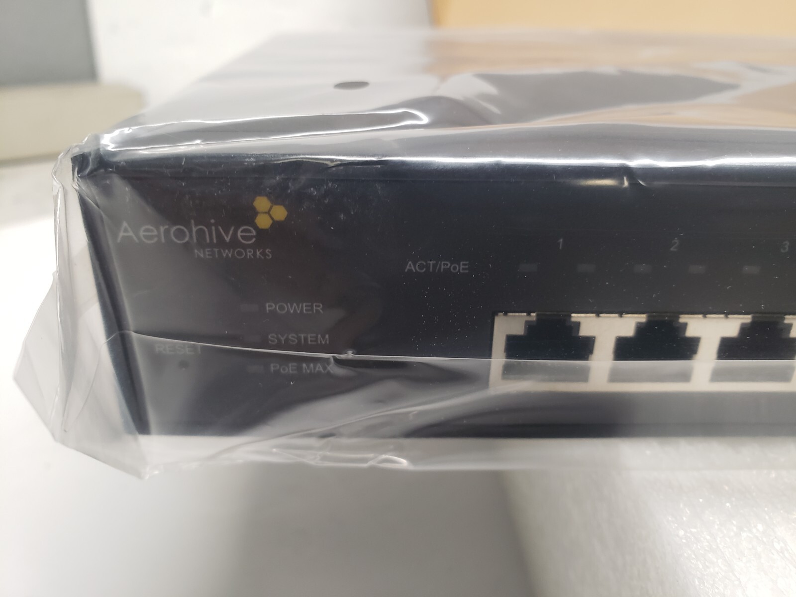 Aerohive Poe 8x Port Ethernet Switch Ah-sr2208p for sale online | eBay
