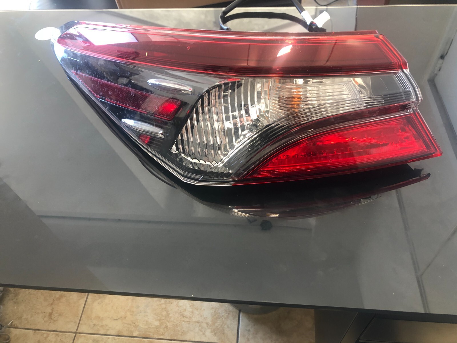 OEM Tail Lamp Assembly Left - Toyota (81560-06A30) | eBay