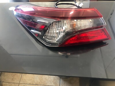 OEM Tail Lamp Assembly Left - Toyota (81560-06A30) | eBay