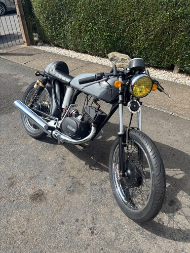 1985 Suzuki GP 100 Cafe Racer Project | eBay UK