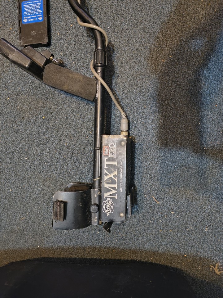 Whites Mxt All Pro Metal Detector With Battery Pack | eBay
