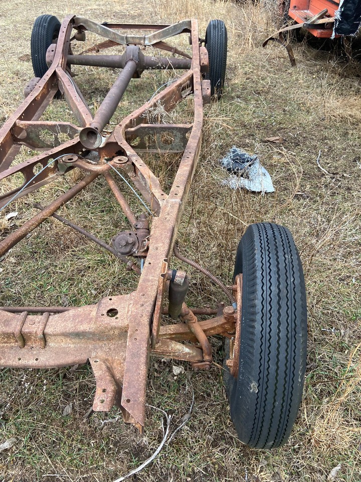 1937 Ford Chassis Frame Axles Front & Rear Wide Five Banjo V8 35 39 40 ...