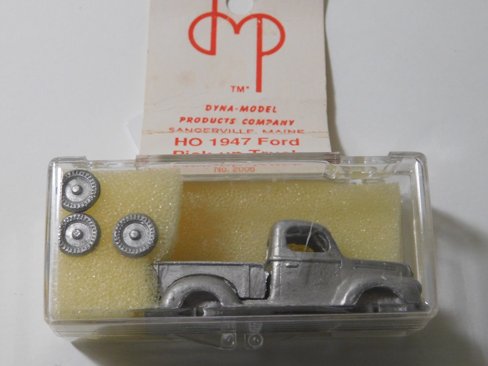 Vintage Dyna-Model HO miniature 1947 Ford pick-up truck kit | eBay