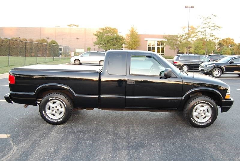 94 04 Chevy S10 Right Front Door Skin Bottom, GMC Sonoma, Rust Repair ...