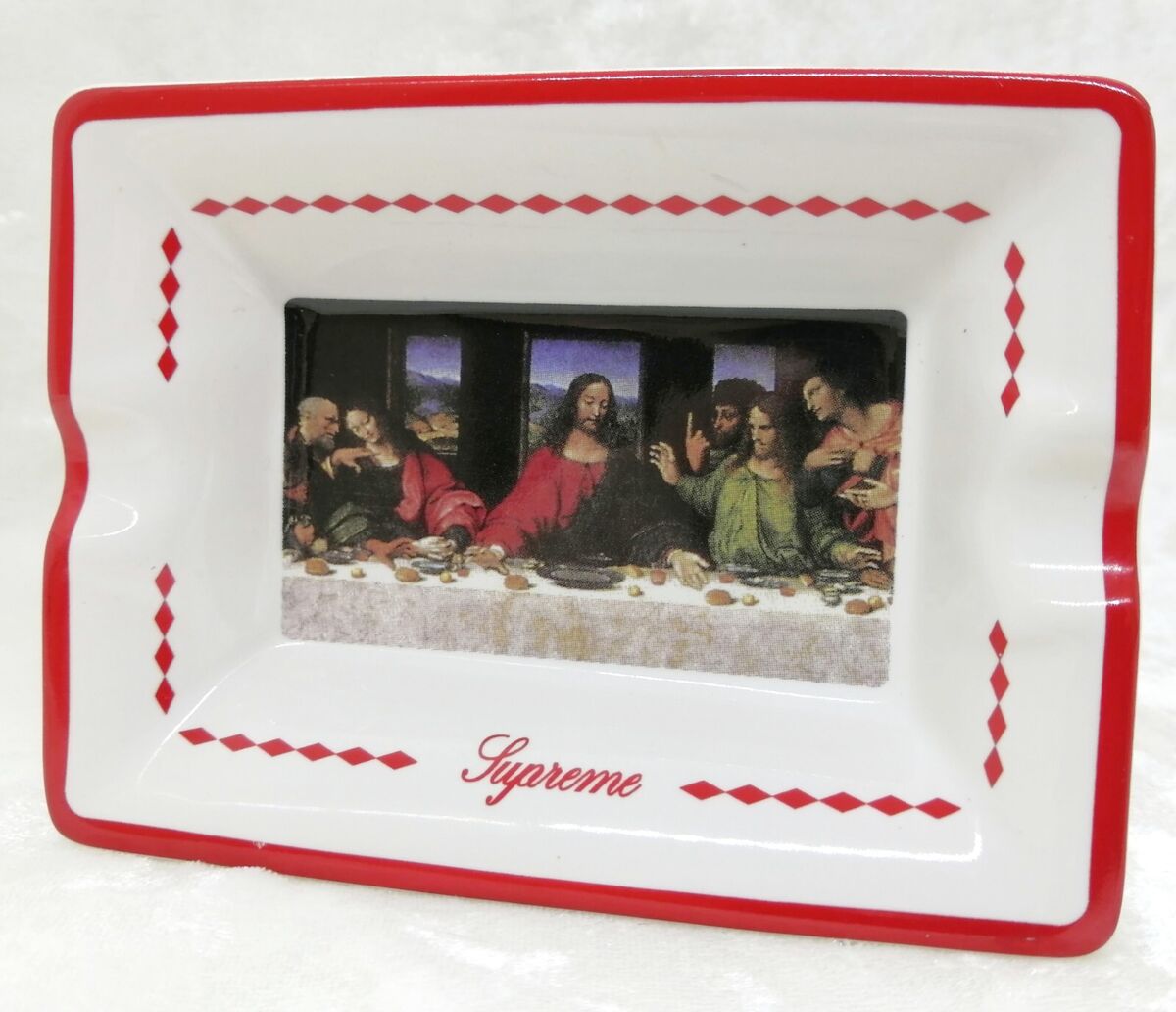 Supreme Last Supper Ceramic Ashtray Red FW12 Collective | eBay Supreme Last Supper Ceramic Ashtray Red FW12 Collective | eBay