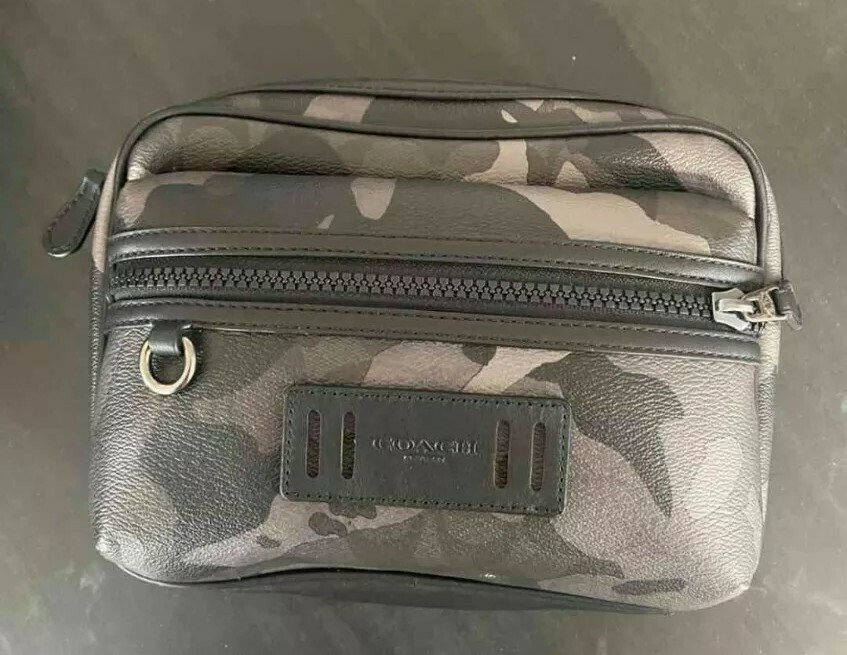 Coach Terrain Pouch in Signature Camo Rare 79776 | eBay