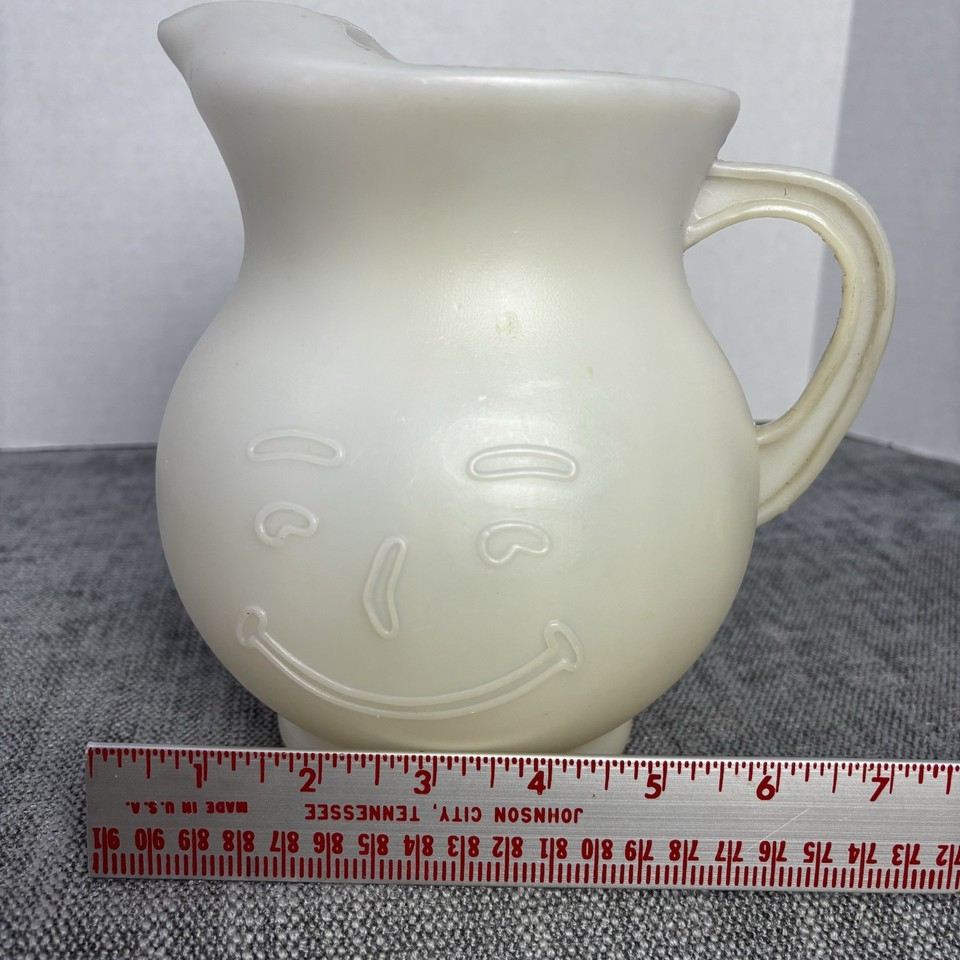 Vintage Kool Aid Man 2 Qt Pitcher White Plastic 1980’s | eBay
