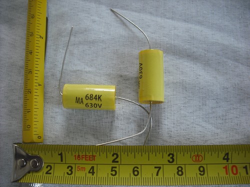684k 684 680nF 0.68uF 680000pF 10% 630v axial metallized polyester ...