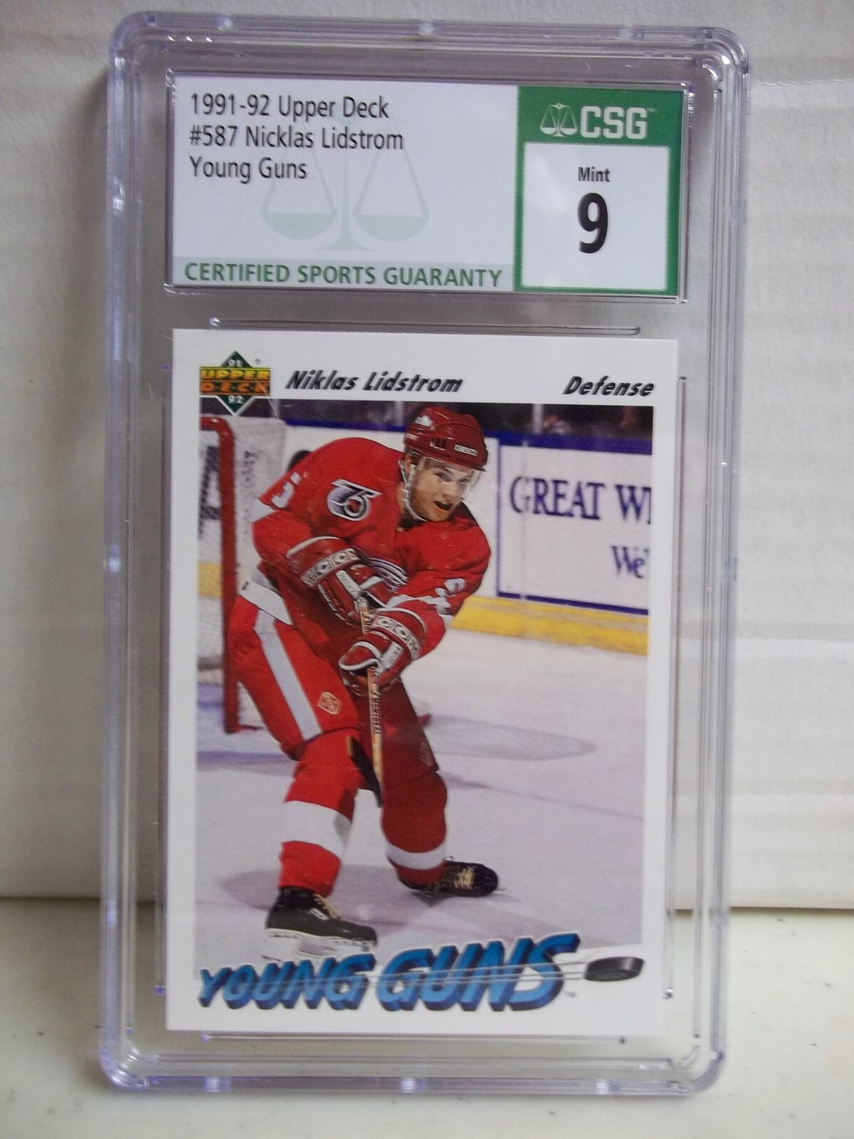 1991-92 Upper Deck Niklas Lidstrom Rookie CSG Mint 9 Card #587 NHL ...