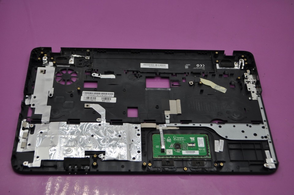 Toshiba C850 Series Palmrest Touchpad H000038670 -26E | eBay