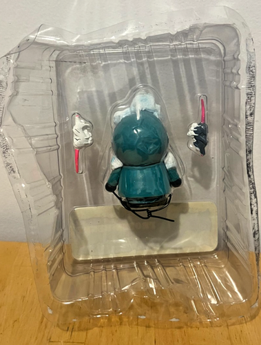 Mezco Toys South Park Series 3 Frozen Kenny Action Figure with Icy rats ...
