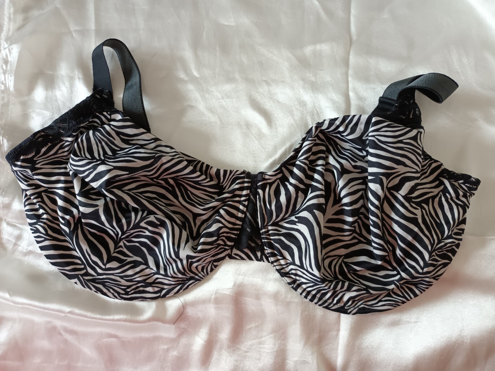 Marks & Spencer Black & White Underwired Zebra Print … - Gem