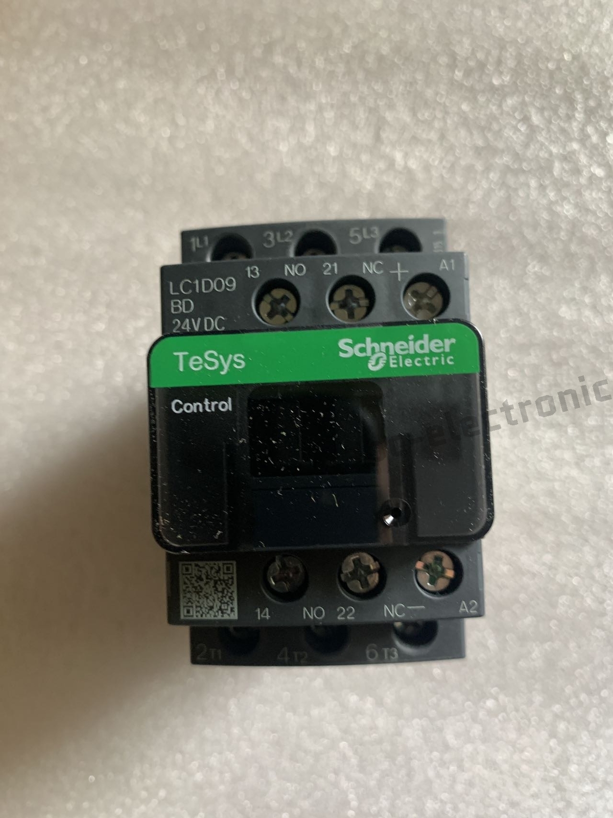 New Schneider LC1D09BDC DC24V Contactor | eBay