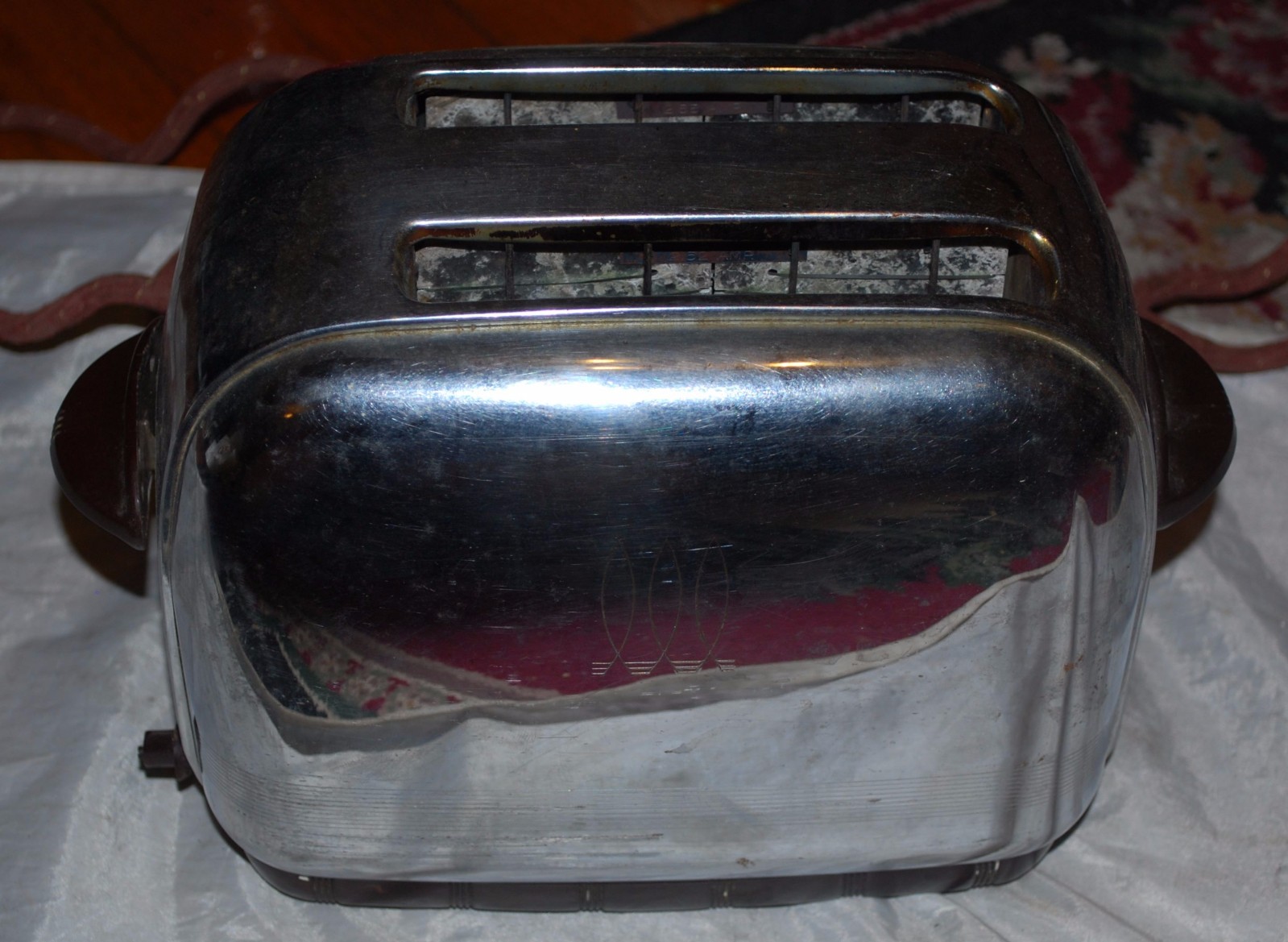 Vintage Toastmaster USA Chrome Bakelite Handles Base Pop-Up 1B9 Toaster ...