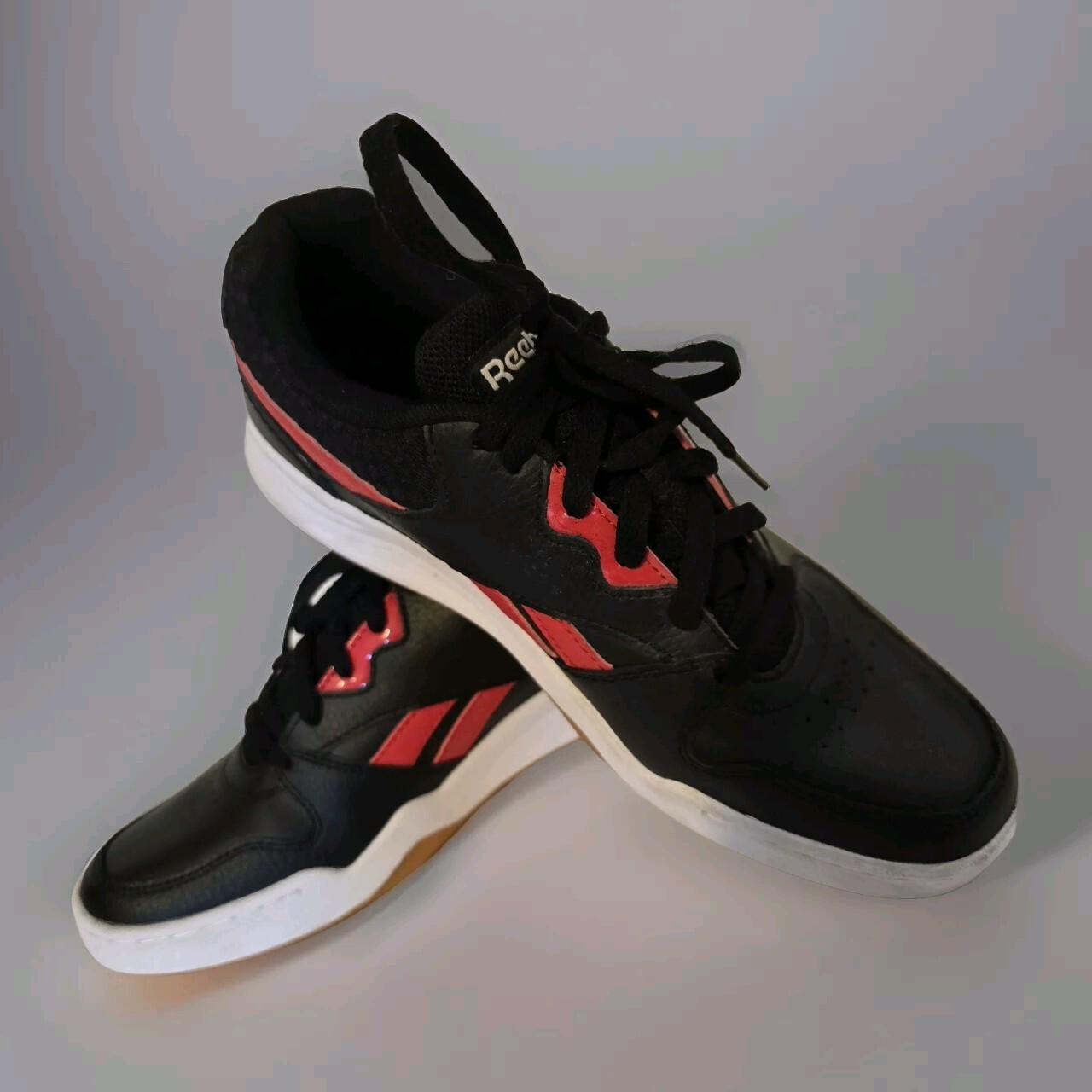 Reebok Mens Tennis Shoes Black And Red, Mens Size 8.5 - Gem