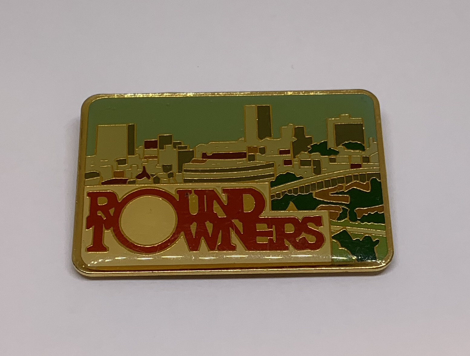 Round Towners Bridge City Lapel Pin (56-2) | eBay