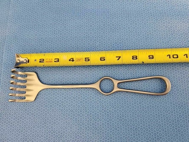 Medicon 22.58.06 Surgical Hand Retractor 9 1/2" 6 Prong 50mm X 25mm ...