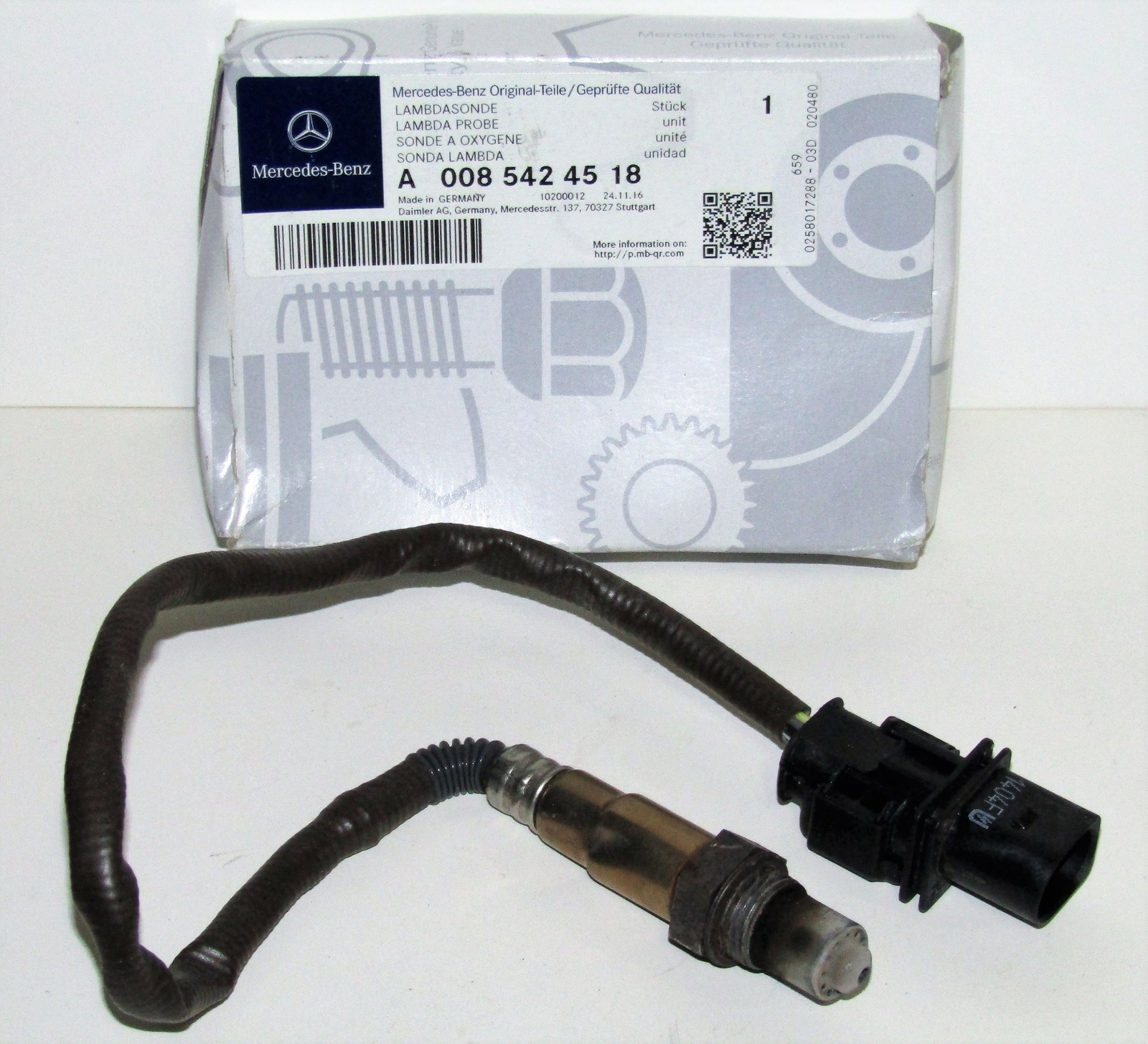 Mercedes Benz Oxygen Sensor A0085424518 | Genuine OEM