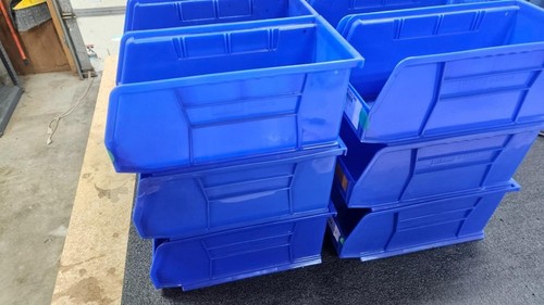 ️️️️️ Clear U-LINE S-12415 11"x5"x5.5" Stackable Storage Bins for sale ...