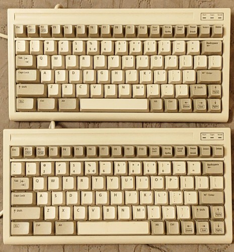 TWO Vintage BTC Compact Keyboard 5100C PS2 PS/2 Win95 XT AT | eBay
